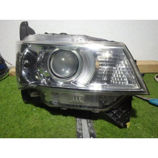 **** 商品説明を必ずご確認ください ****部品管理番号：001572159610800メーカー純正品番：35120-82K20部品名：右ヘッドランプASSY部品メーカー品番：100-59207部品区分：リビルド品管理品番：171524...