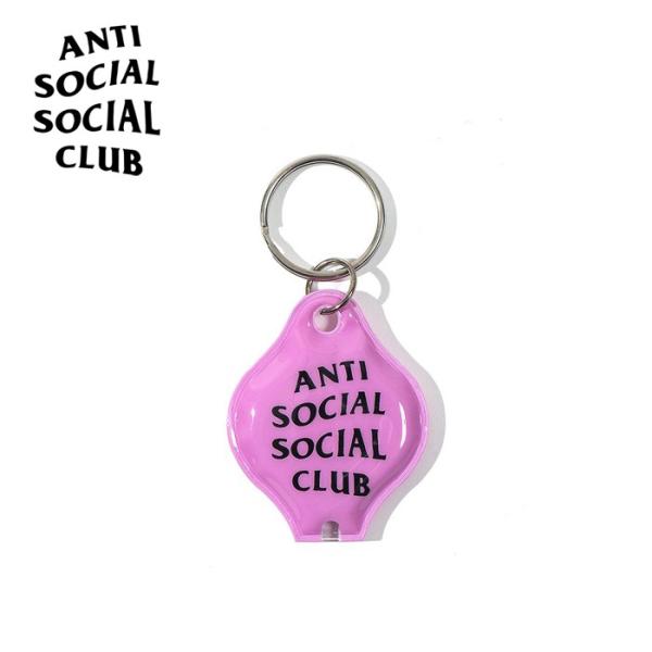 【Anti Social Social Club(アンチソーシャルソーシャルクラブ)】STUSSYのソーシャルメディアマネージャーを務めていたNeek Lurk率いるLA発のブランド。ユースから絶大な支持を集めるカニエウェストやウィズカリフ...