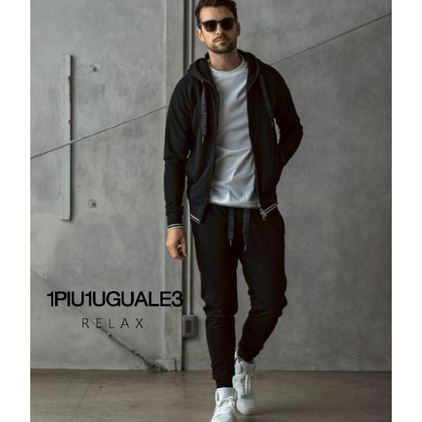 ラインデザインを施したセットアップ。ワンポイントで折り鶴の刺繍を配置し、シンプルな中にもこだわりを感じさせるアクセントに。快適な着心地とすっきりとしたフォルムを両立しました。■素材本体：ポリエステル65%, 綿35%リブ：ポリエステル64%...