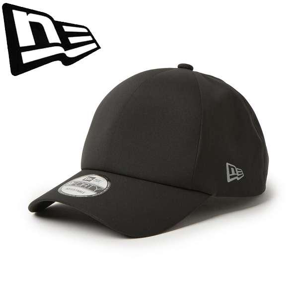 パネルのつなぎ目であるシーム部分を極力減らしたキャップコレクション。シルエットはフロントパネルの内側に独自の芯を作ることで型崩れしにくいクラシックなシルエットの9FORTY。バイザー（つば）はあらかじめ着用しやすい状態にカーブしています。リ...