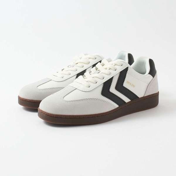 VM78 CPHは、1978年にデンマークコペンハーゲンで開催されたハンドボールの世界大会に向け開発されたハンドボールシューズでした。このクラシックなスタイルに、柔軟で耐久性に優れたマイクロファイバーレザーを採用し、落ち着いたモノトーンに仕...