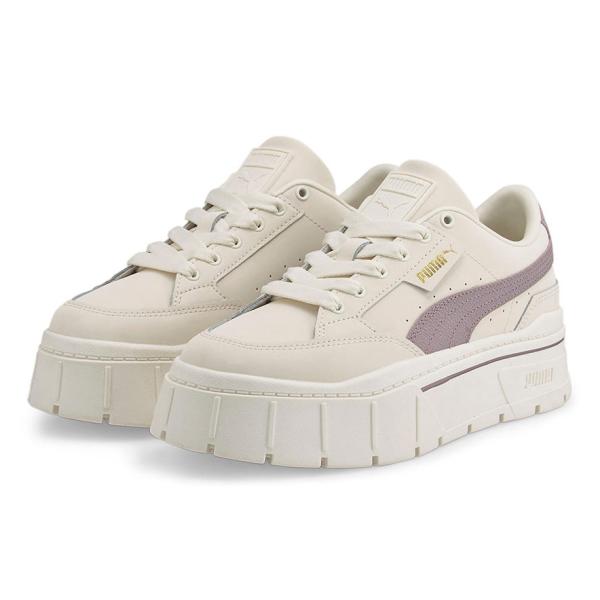【PUMA JAPAN正規品】■カラー：WHISPER WHITEAW21シーズンに登場して以後、 PUMA SUEDEからインスパイアを受けたクラシカルなアッパーデザインと、着用時のスタイルアップが期待できる厚底ソールの組み合わせで瞬く間...