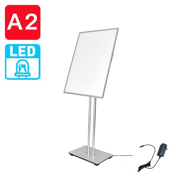 ■LED搭載！光って見える！ポスタースタンド [A2サイズ用]■高さ・パネル角度調節可能！ 高さ約1.2m〜1.7ｍまで/角度90°〜約155°まで■シンプル＆スマートなスタンドでしっかりメディアを印象付けます！■縦⇔横どちらの方向でも使え...