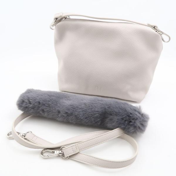 [ブランド]   ALLA HOLLON オラ　ホロン [アイテム]  ショルダーバッグ [コレクション]ファーストラップ付 [個数]1点 [男女]  レディース [色]   ベージュ ※上記カラーは色の系統を記載。メーカー公式カラーや弊社...