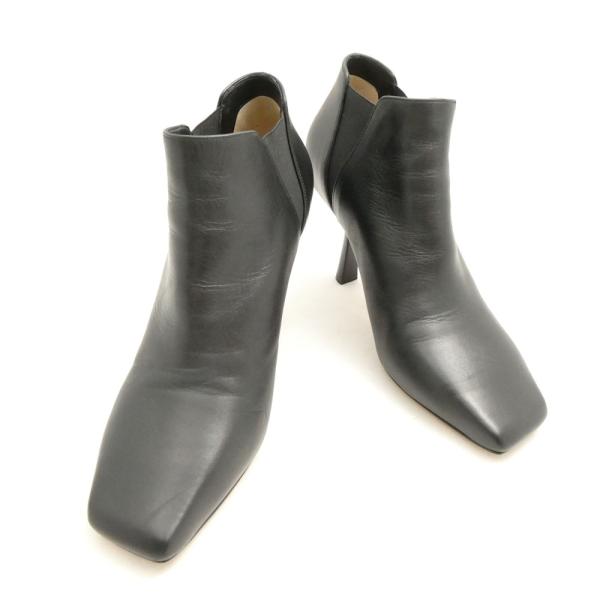 [ブランド]   JIMMY CHOO ジミーチュウ [アイテム]  アンクルブーツ [コレクション]Marcelin 85 [個数]1点 [男女]  レディース [色]   ネイビー ※上記カラーは色の系統を記載。メーカー公式カラーや弊社...