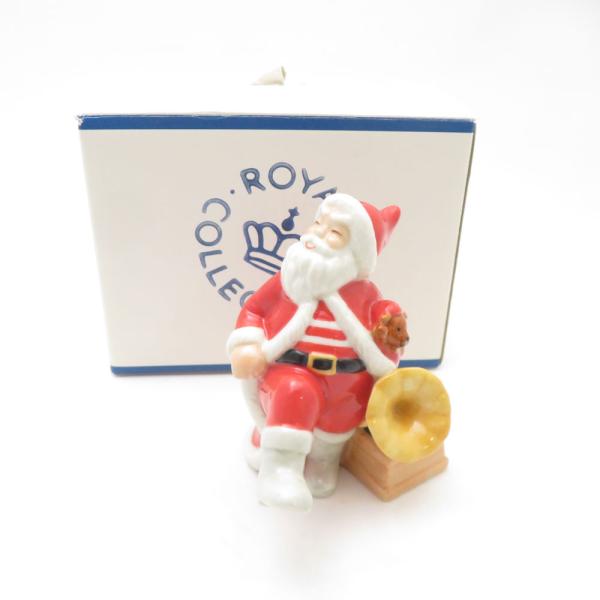 [ブランド]   ROYAL COPENHAGEN ロイヤルコペンハーゲン [アイテム]  フィギュリン [コレクション]2013年 アニュアルサンタ [個数]1点 [男女]  兼用 [色]   マルチカラー ※上記カラーは色の系統を記載。...