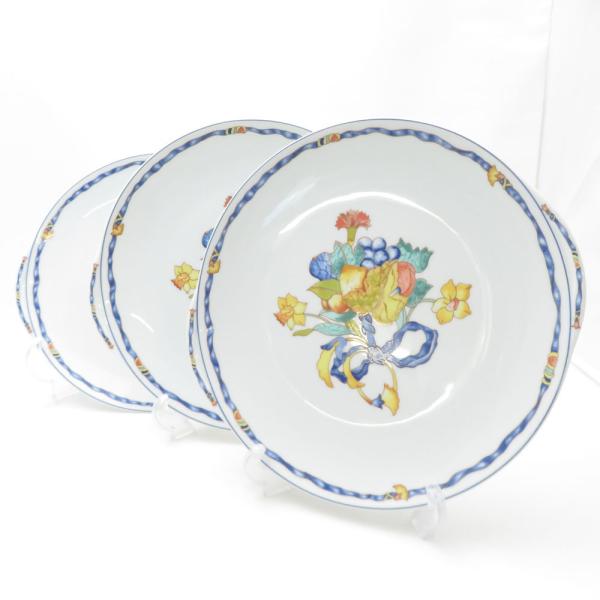 [ブランド]   BERNARDAUD ベルナルド [アイテム]  BBプレート [コレクション]ボーケーズ [個数]3枚 [男女]  兼用 [色]   ホワイト ※上記カラーは色の系統を記載。メーカー公式カラーや弊社主観で判断した色合いが...