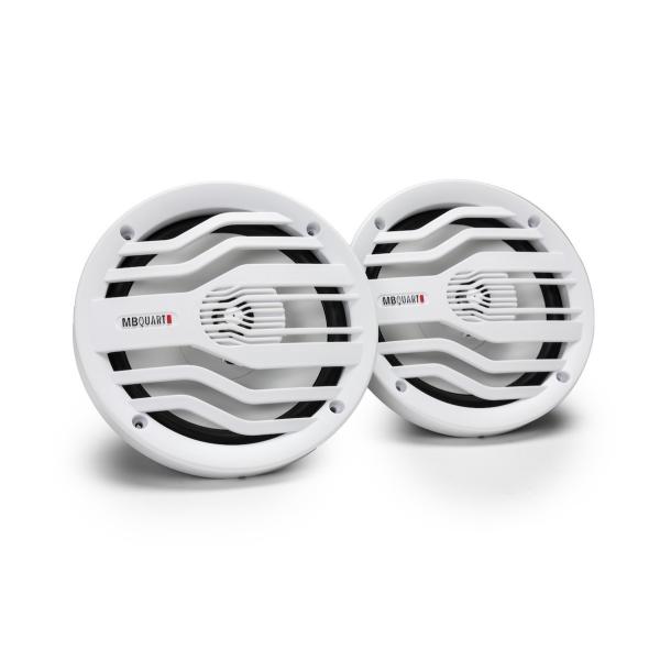 MB Quart NAUTICシリーズマリーン/パワースポーツ用の16.5cm(6.5インチ)2-Wayコアキシャルスピーカー NK2-116W(白色/ペア)です。●瞬間最大入力：120W,●定格入力：60W,●能率:87.7dB,●再生周...