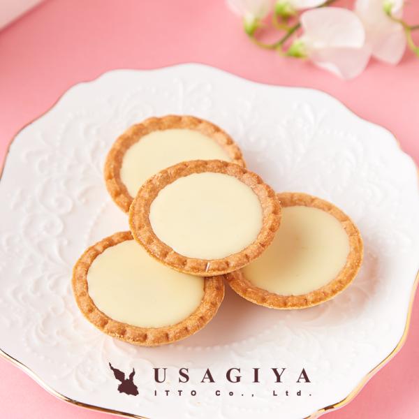 ■原材料名小麦粉(国内製造)、チョコレートコーチング(植物油脂、砂糖、全粉乳、乳糖、ココアバター)、マーガリン、砂糖、卵、アーモンドペースト(アーモンド、砂糖、水あめ)、アーモンド、ショートニング、洋酒、果糖ぶどう糖液糖、食塩/乳化剤、香料...