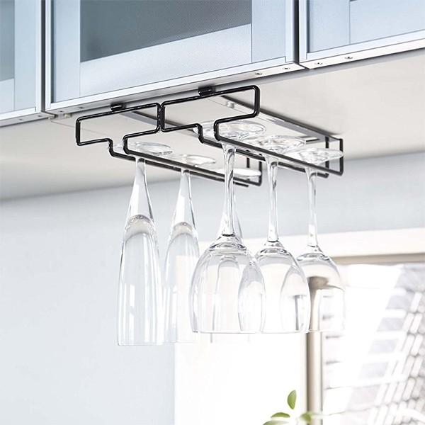 キッチンをスタイリッシュに演出する戸棚下ワイングラスハンガー（ダブルタイプ）です。キッチンの吊り下げ戸棚に差しこむだけの簡単収納！ワイングラスとシャンパングラスも収納可能です。ガード付きでワイングラスをしっかりホールドするので安心！2列なの...
