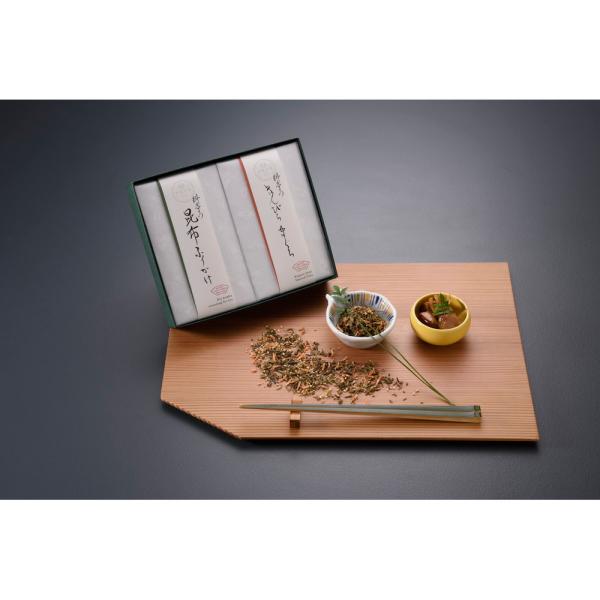 ◆商品説明[メーカー]下鴨茶寮[原材料]昆布ふりかけ：昆布(北海道産)(がごめ昆布20%)、ごま、干しあみえび(ツノナシオキアミ)、山椒、醤油、醸造酢、食塩／ソルビット、調味料(アミノ酸)、甘味料(甘草)、酸味料(一部に小麦・大豆・ごまを含...