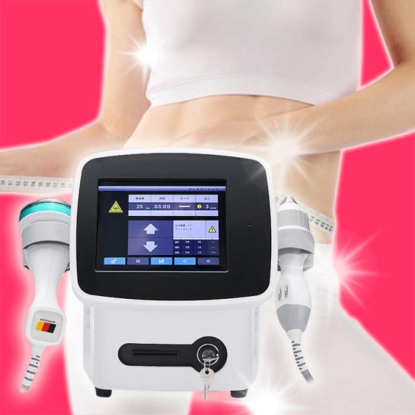 ■大人気マシン！最安値に挑戦！■エステサロンでの使用はもちろん、ご自宅ででも使えます♪♪■セット内容・本体（ヘッドホルダー付）　×　１・キャビテーション（25/40KHz）　×　１・1/3/10MHz RF出力ヘッド　×　１・大口径フラット...