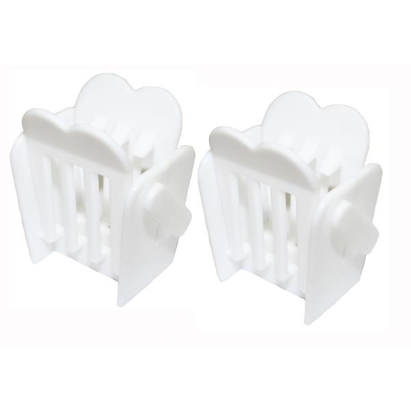 菜っ葉がうまく差し込めず、イライラなんてもうありません！クリップ型のグリーンホルダーにさっと差し込むだけ。時々スプレーで水分を補給してあげればいつでも新鮮です。【サイズ】37×27×45ｍｍ【内容量】2個組【販売元】豊栄金属工業　愛知県みよし市