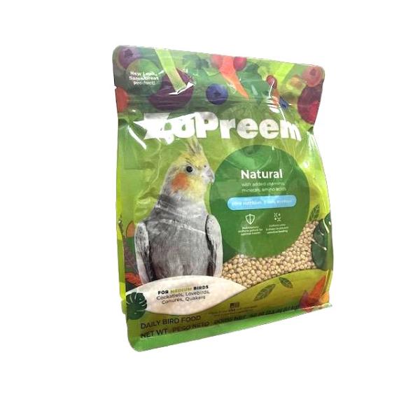 コンパニオンバードの完全栄養食。シードから切り替えやすいナチュラルカラー。コンパニオンバードの必要栄養分を満たすために２１種類のビタミンとミネラルを適量含み栄養強化され、鳥の大好きな新鮮なフルーツの粉末、ミレット、小麦、大麦などの穀物が入っ...