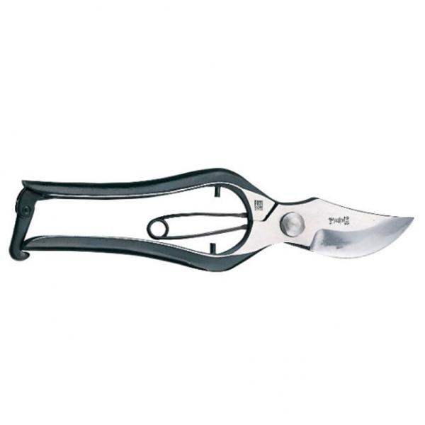 一般的なサイズの鍛造剪定鋏です。全長　約２００ｍｍ　重さ　約２０６ｇ鋼はＳ５８Ｃを使用しています。ほかに１８０ｍｍと２３０ｍｍがあります。安心の喜久和ブランド。　日本製です。