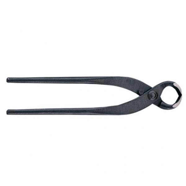 根や枝の切断の他に幹割としても使用できます。8mm以下の根に使用可能。全長210mm　重量200g