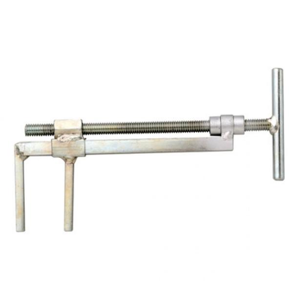 全長１９０ｍｍと従来の豆タイプより９０ｍｍコンパクトになりました。重さも約３１０ｇで１１０ｇ軽量です。また、ツメの移動方式が異なるため全長が伸びることがありません。全長　約１９ｃｍ　重さ　約３１０ｇ　働き　役１０ｃｍ安心の喜久和ブランド　日...