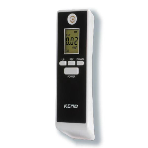 息を吹きかけるだけで簡単に測定が可能！測定結果はすぐに表示され、何回でも短時間で測定できるポケットタイプのアルコールテスターです。測定データは一時的に保存。Bluetooth接続でスマホに保管可能。品　番：AN-S094サイズ：約122×3...