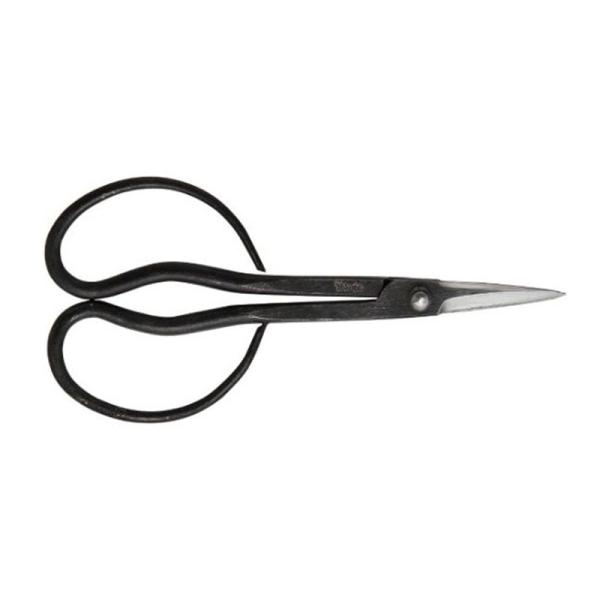 好評でした手打Y型芽切鋏が復活しました。鍛冶の町三条の職人さんによる手づくりの逸品です。他にはない本職用の盆栽鋏になります。鋼は白紙を使用しています。品　番：2023サイズ：全長約180mm　刃渡：約40mm（カシメ部の中心から刃先は約48...