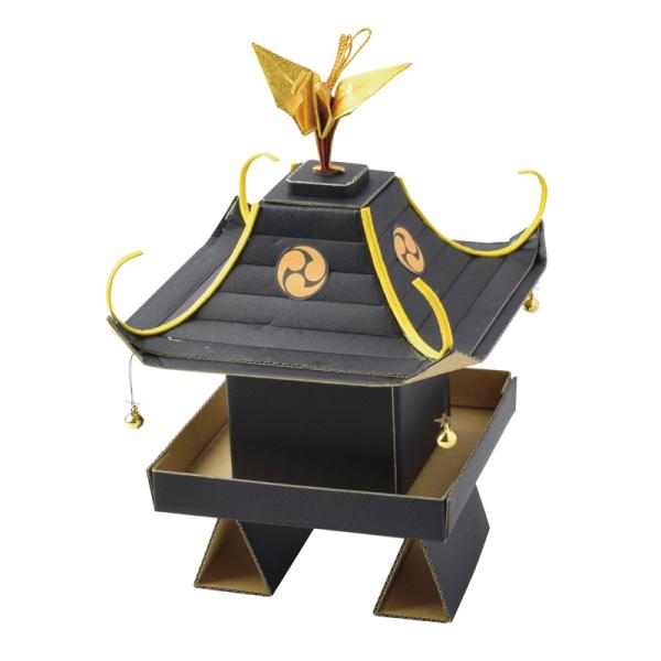 組み立てから装飾までお客様の自由にアレンジができ、世界に一つだけの神輿が作れます。玄関飾りや季節のイベント用に！サイズ：完成時：12.5×12.5×10cm材　質：段ボール付属品：金紐×1、糸×1、ともえ紋シール×4枚、星×4、鈴×4、飾り...