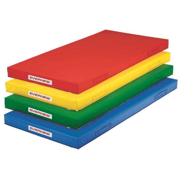 ※コチラの商品は、受注生産品の為、返品・交換などはできませんので予めご了承ください。※受注生産品の為、納期1ヶ月程度かかります。体育館で使うマットは5cmが普通厚さ10cmが用途を拡げる。とび箱の着地マットなら四方に置いて安全度アップ!品　...