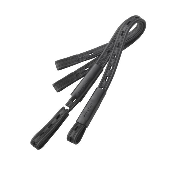 馬場鞍向け。先端のループ部分を鞍に通す、1本タイプの鐙革。太もも内側にバックルがなく、当たって気になることがありません。T字の金具を通して長さを調節します。金具部分が足に当たらないよう、カバーも付いています。鐙革の金具や、厚みが気になる方に...