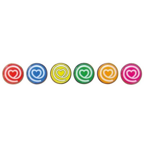 全国的に人気上昇中。空き地や公園、庭で世代をこえてナイスショット！文部省（現文部科学省）の生涯スポーツ推進事業の一環として、鳥取県泊村で開発されました。ゴルフ同様全力を出す場面と集中力や調整力を発揮する場面が組み合わされており、ルールも簡単...