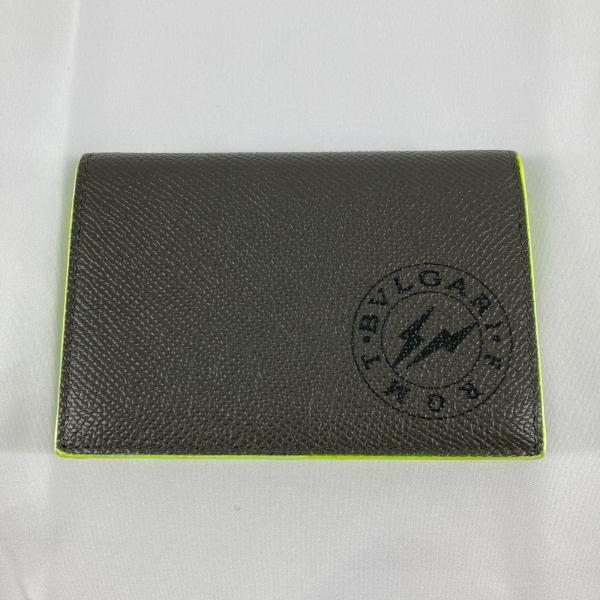 BVLGARI（ブルガリ）フラグメント　ロゴ　カードケース　レザー　グレー×イエロー