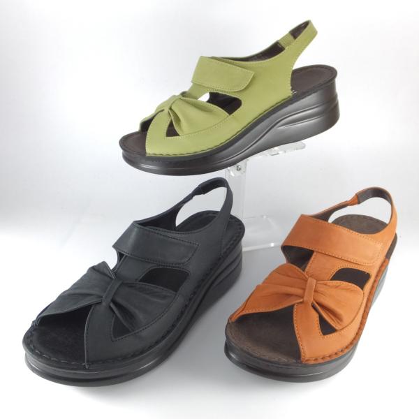 日本製本革カジュアル靴を神戸の工場より直送！ありそうでなかった凝ったデザインのバックベルト付きサンダルです。バックベルトは、ゴム付で脱ぎ履きラクチンです。そして、ジャスト・フィット！甲ベルトは、マジック（面ファスナー）になっていますので、脱...