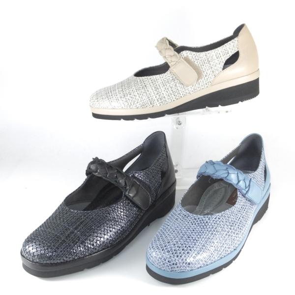 人気のストラップ付きコンフォート・パンプスです。柔かなラム革を使用して、ソフトな履き心地の高級感のある大人の靴です。甲のベルトには、マジック（面ファスナー）が付いていますので、調節可能で、脱ぎ履きも楽チンです。横幅もスッッキリ３Ｅタイプなの...