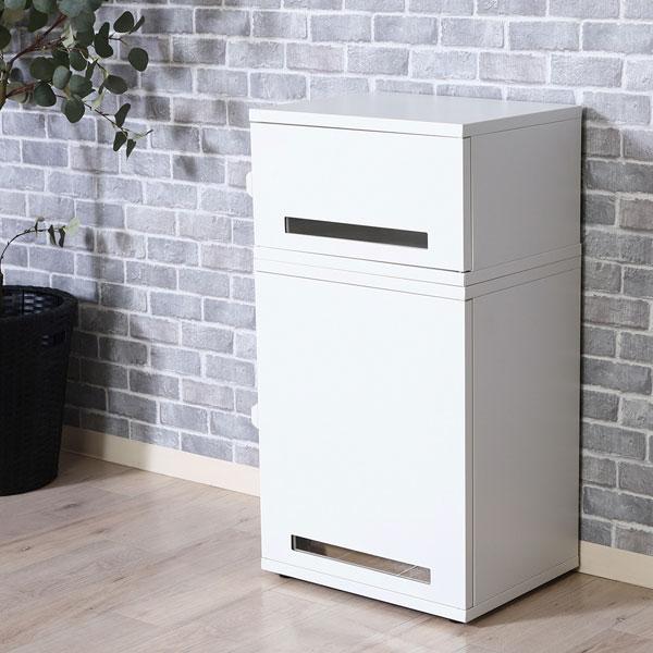 上段は約22L(幅40.5×奥行31×高さ18cm)、下段は約62L(幅40.5×奥行31×高さ50cm)と大きめの配達物でも安心。また、宅配物の有無を一目で確認できるスリット・ウインドウ仕様です。扉のサイドには宅配業者が手軽に施錠できるプ...