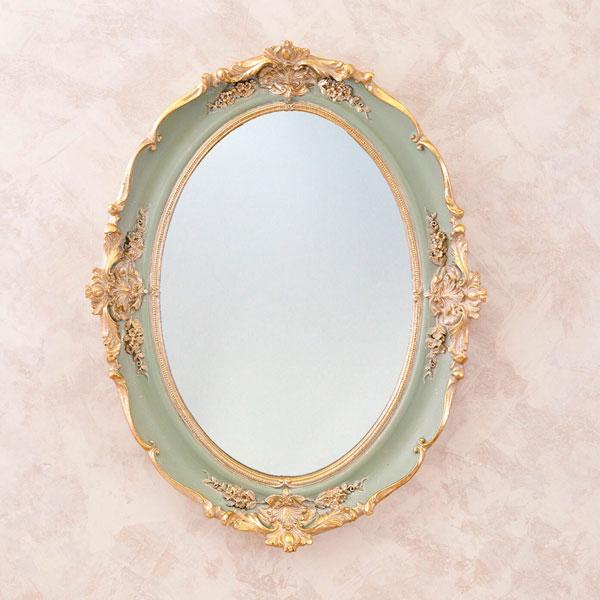 ゴージャスなアンティーク調のずっしりとした存在感があります。 装飾が繊細で美しいデザインです。 上下の装飾が繊細で、とても上品なウォールミラーです。引っ掛け穴が埋め込みタイプなので、トレーとして使ってもオシャレですね。約　W33 x D5 ...