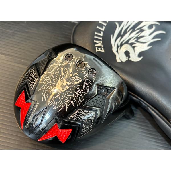 ジャンル ドライバーヘッドメーカー名 エミリッドバハマ商品名 CV8番手 1W 総重量（g） 198.0gヘッドカバー 有り ■傷の程度・ソール面【C】・フェース面【C】・クラウン【C】・ヘッドカバー【C】全体的に使用感あります。擦り傷など...