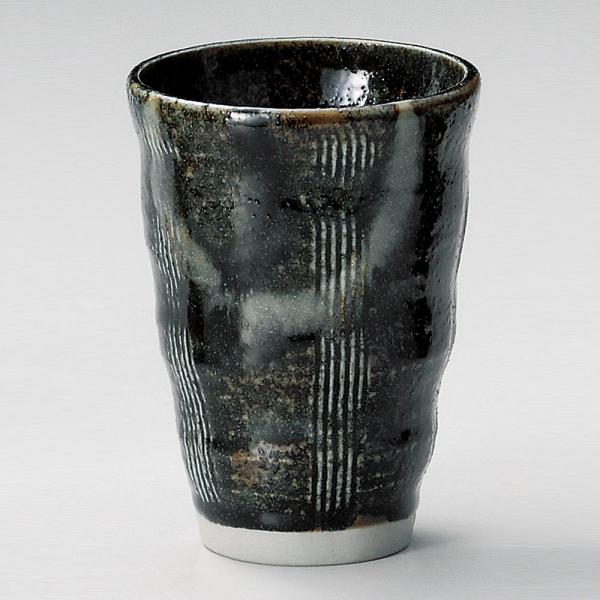 焼酎のお湯割り、水割り、ビールなど様々に使えるフリーカップです。口径８．６cm×高さ１２．３cm・容量３５０cc材質：陶器（美濃焼）MKTG