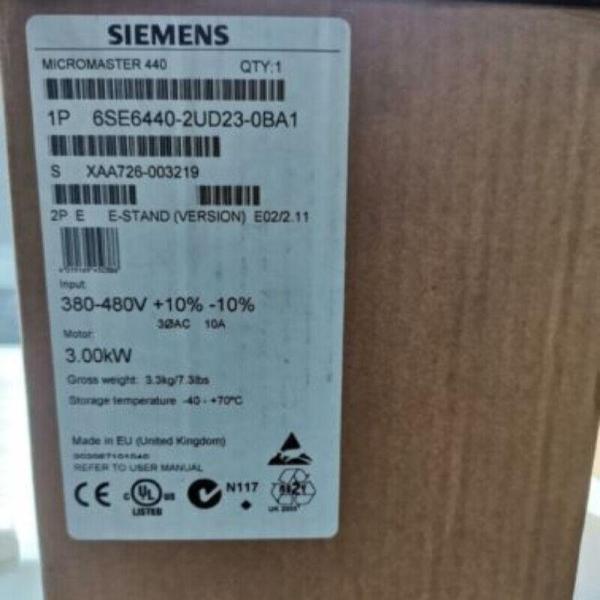 新しい 6SE6440-23-0BA1 WECHSELRICHTER MM440 6SE 6440-2UD23-0BA1 1 STCK