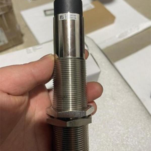 3RG61133GF00PF PEPPELL+FUCHS 3RG6113-3GF00-PFの距離センサー