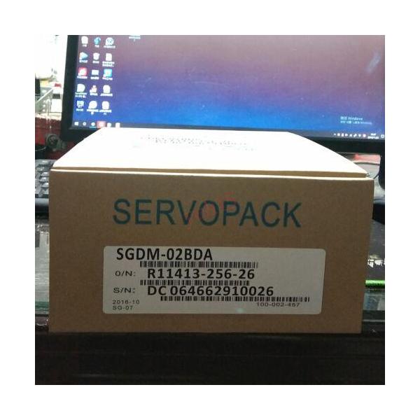 1PC新規ボックス未使用 SGDM-02BDA ACサーボドライブSGDM02BDA