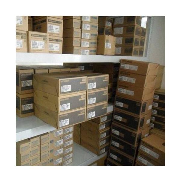 1PCS 新品Rys401S3-VVSサーボドライブ