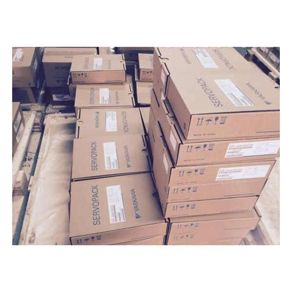 1PC NEW 未使用  SGMAH01B1A2C SGDM02BDA 未使用