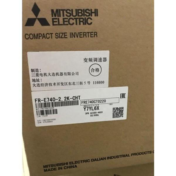 1PC新しい未使用FR-E740-2.2K-CHT ACインバータードライブスピードコントローラー