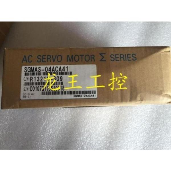 1PC New  servo motor SGMAS-04ACA411PC NEW  SERVO MOTOR SGMAS-04ACA41