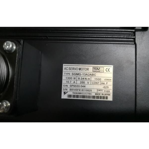 1PC  AC SERVO MOTOR SGMG-13A2ABC NEW ORIGINAL1PC  AC複数在庫SGMG-13A2ABC新しいオリジナル