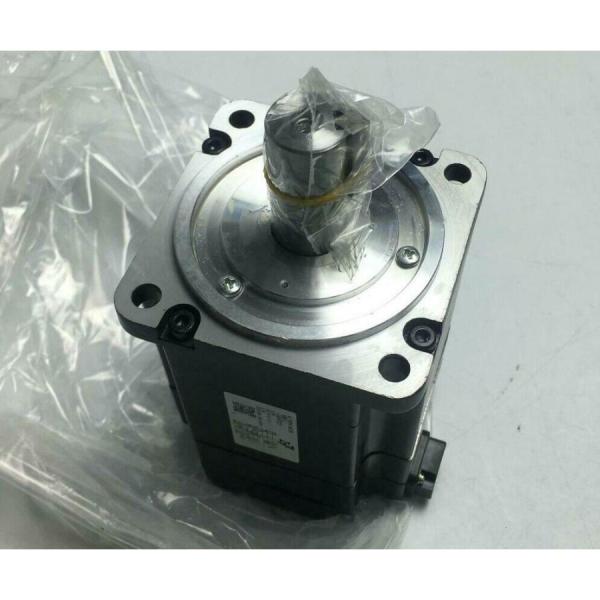 1PC  NEW  AC SERVO MOTOR SGM7J-08AFA2C1PC New  AC複数在庫SGM7J-08AFA2C