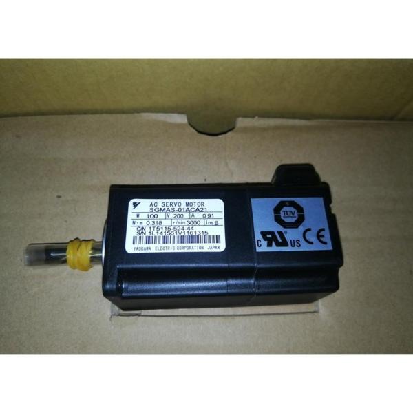 1PC  AC SERVO MOTOR SGMAS-01ACA21 NEW ORIGINAL1PC  AC複数在庫SGMAS-01ACA21新しいオリジナル