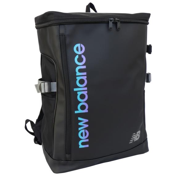 素　材：ポリエステル×PUレザーサイズ：W33×H46×D17cm容　量：およそ32リットル重　さ：およそ650g仕　様：　リュックサック　上面：提げ手・ファスナーポケット×1　前面：ファスナーポケット×1・Dカン×1　横面：差込みポケット...