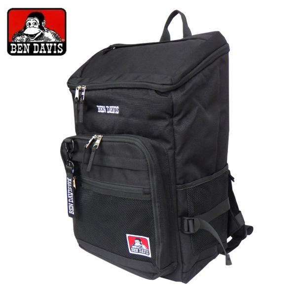 素　材：ポリエステルサイズ：H48×W32×D22cm容　量：33リットル仕　様：　ボックスデイパック(1ルーム 8ポケット)　カブセ上面：ファスナーポケット×1　前面：ファスナーポケット×2(うち１つ内部＝メッシュアテポケット×2)・メッ...