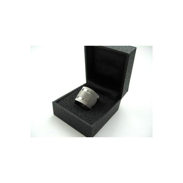 【商品スペック】商品サイズ：約1.5ｃｍ×1.7ｃｍ個装サイズ：54ｍｍ×48ｍｍ×35ｍｍ重　量：約22.5ｇ個装重量：62.5ｇ材　質：ステンレス包　装：専用ボックス＊ゆうパケット便はできません。◆爪ヤスリを極めるための研究を行った結果...