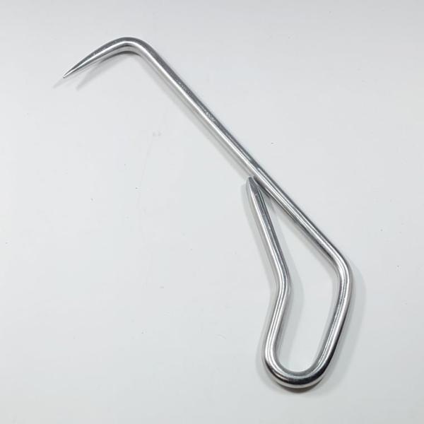 盆栽用根捌き（ねさばき）　1本爪。根掻き（ねかき）とも呼ばれます。根をほぐす道具です。持ちやすく、使いやすい商品です。素材 ：　ステンレス全長2600mm＊この商品は日本製ではございません。（根捌きの選び方）根をほぐす道具には、3本爪、2本...