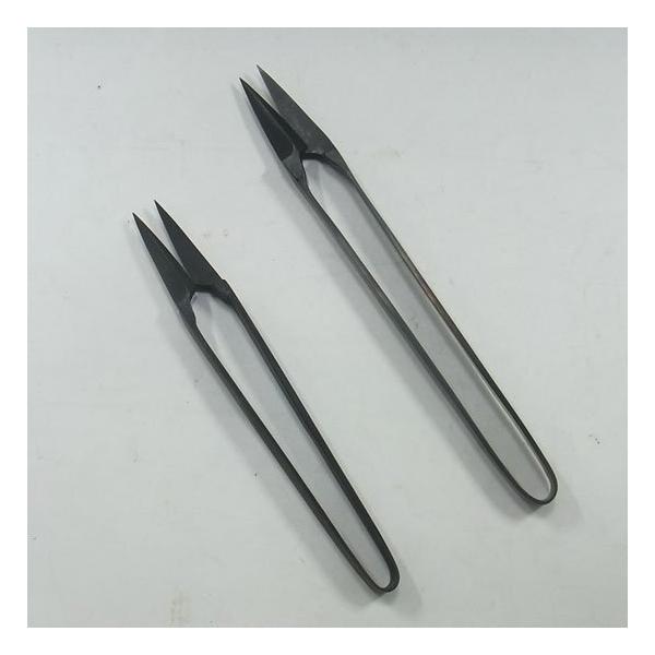 葉刈用の鋏です。普通の鋏より、小さく鋏をもったままいろいろと作業ができます。以前、No.45Aという番号で販売をしておりま したが、プロの盆栽作家さんに改良点を聞きながら新たにNo.45B、45Cという番号で2サイズ作成しました。全長　約1...