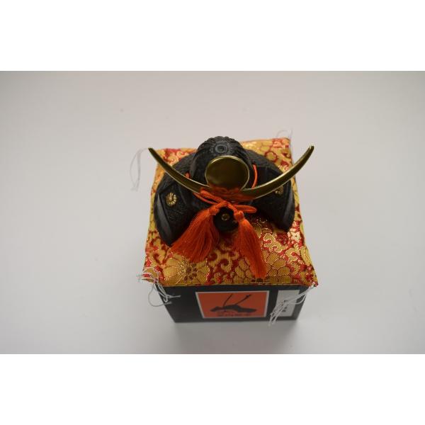 サイズ 約７５×１００×８０ｍｍ材質 アルミ包装 １個箱入り生産国 日本備考欄 座布団付●画像の色合い・スペック等は、表示特性・測定上の都合により、実際の商品と若干異なる場合がございます。●製品（色や材質、部品金具等）やパッケージの仕様、付...